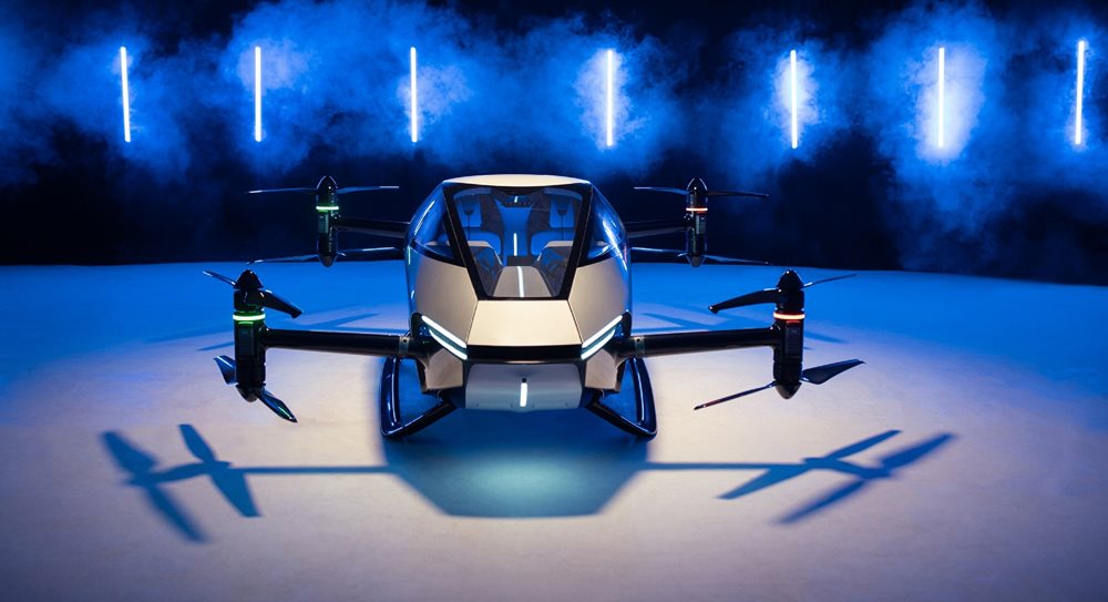 Prezantohet ne Dubai makina fluturuese elektrike per turistet