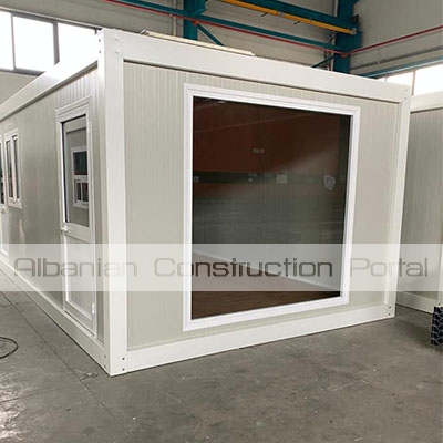 Kontenier me vetrate xhami | Emante