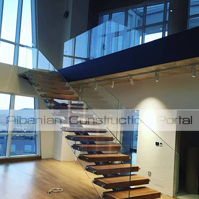 Parapet xhami per shkalle te brendshme | KAS SHPK