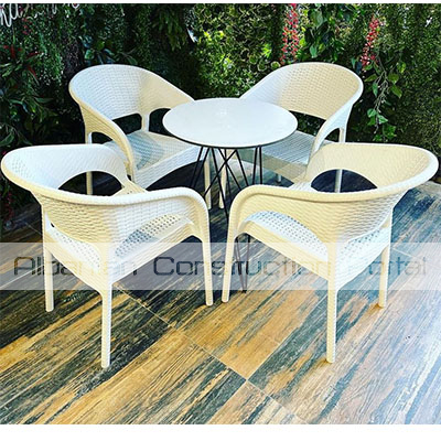 Karrige plastike te perdorura | (Magazina e Okazioneve Valteri)