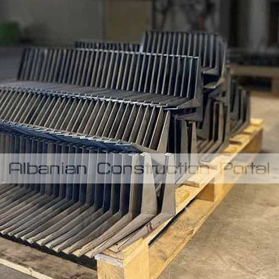 Kembe hekuri per divan | Metal Tirana