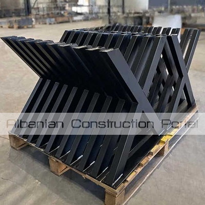 Kembe tavoline ne forme X | Metal Tirana