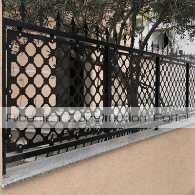 Gardh rrethues prej hekuri per oborre | Pepa Konstruksion