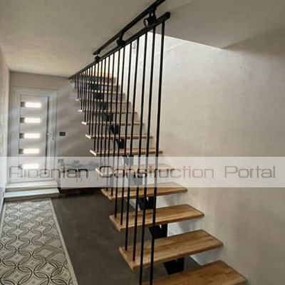 Shkalle metalike me porosi per dupleks| Pepa Konstruksion