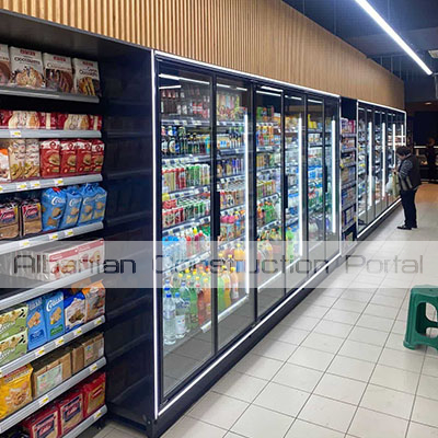Frigorifer i madh per supermarket | Zdrava